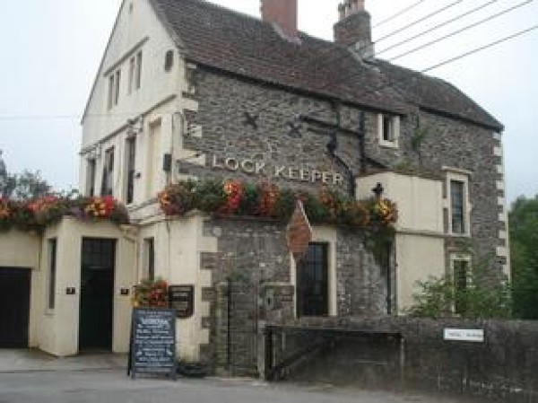 Keynsham dog-friendly pub and dog walk, Somerset - Driving with Dogs
