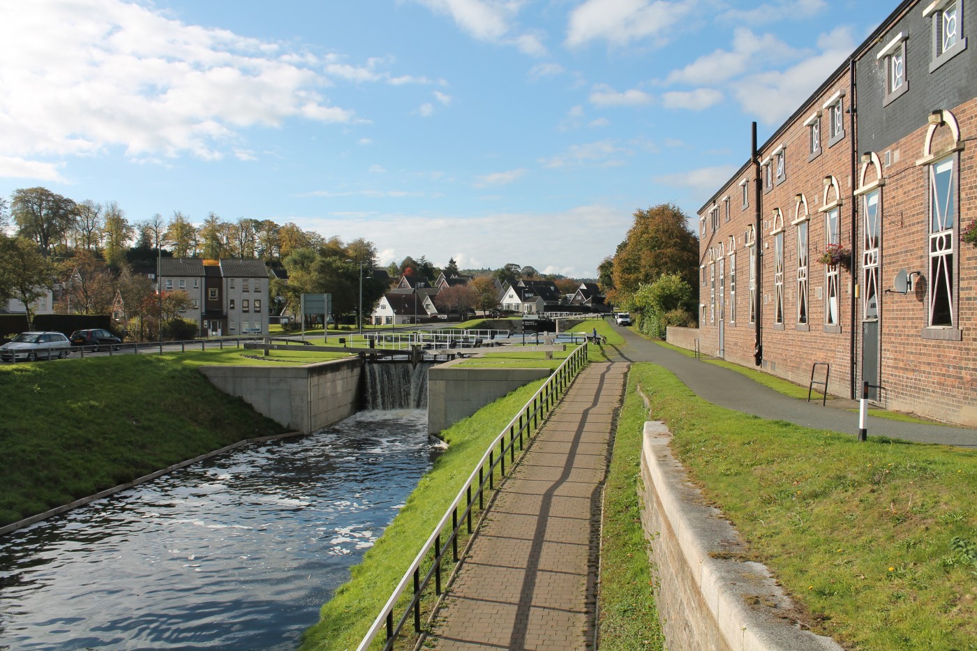 M80 Junction 7 dog walk from Bonnybridge, Scotland - Driving with Dogs